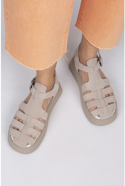 Manijero Rosa Kadın Deri Tokalı Bej Sandalet Manijero Rosa Kadın Deri Tokalı Bej Sandalet