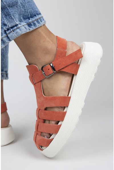 Manijero Rosa Kadın Deri Tokalı Mercan Sandalet Manijero Rosa Kadın Deri Tokalı Mercan Sandalet