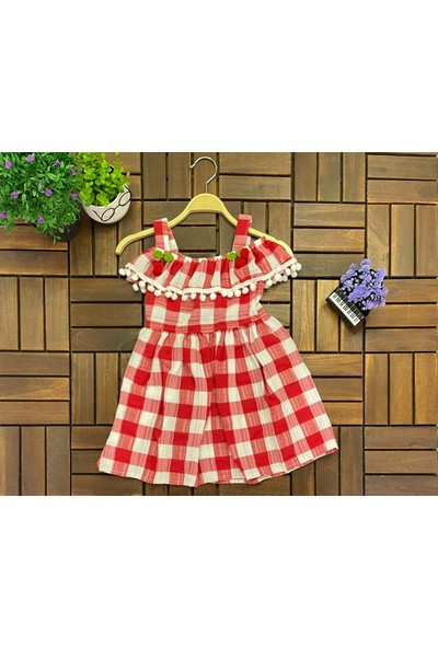 Kiraz Aksesuarlı Elbise