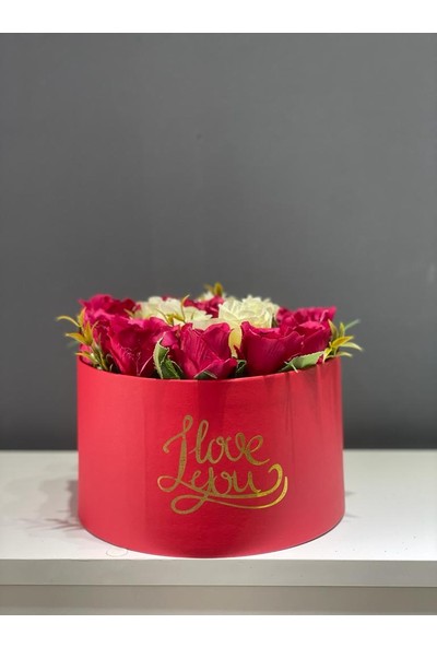 Hucendi Yapay Gül Ile Dolu Dekoratif Kutu