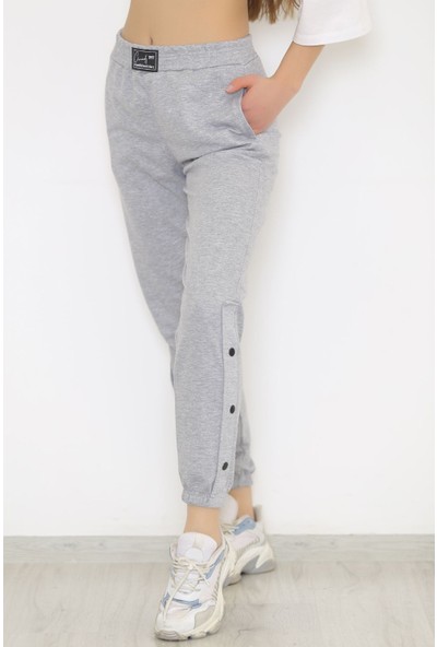 Rouva Paça Çıtçıtlı Eşofman Altı Gri - 330125.1577. Rouva Paça Çıtçıtlı Eşofman Altı Gri - 330125.1577.