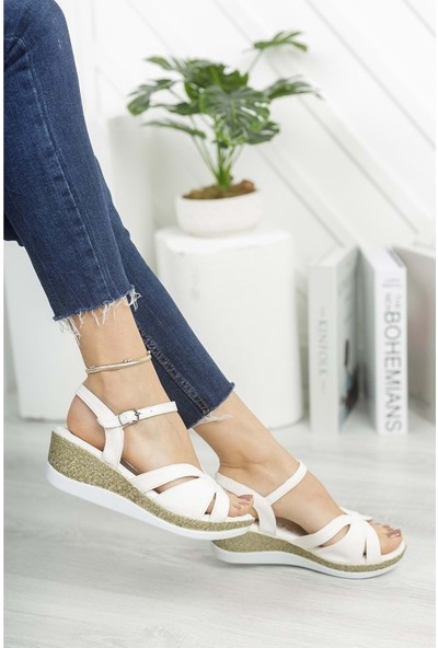 Life İs Shoes Madison Yazlık Dolgu Tokalı Kadın Sandalet Life İs Shoes Madison Yazlık Dolgu Tokalı Kadın Sandalet