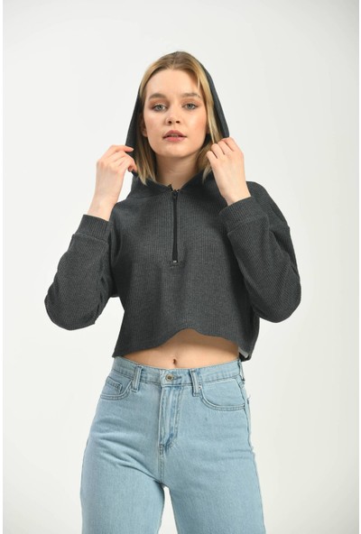 Moviment Antrasit Kapüşonlu Örme Crop Bluz Moviment Antrasit Kapüşonlu Örme Crop Bluz