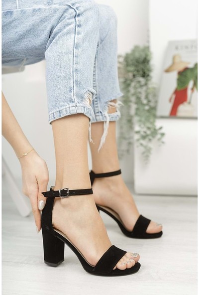 Life İs Shoes Goya 9 cm Topuklu Tek Bantlı Kadın Ayakkabı Life İs Shoes Goya 9 cm Topuklu Tek Bantlı Kadın Ayakkabı