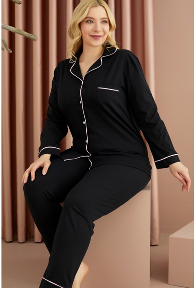 Siyah İnci Pamuklu Likralı Büyük Beden Battal Düğmeli Cepli Biyeli Uzun Kollu Pijama Takımı 7555 Siyah İnci Pamuklu Likralı Büyük Beden Battal Düğmeli Cepli Biyeli Uzun Kollu Pijama Takımı 7555