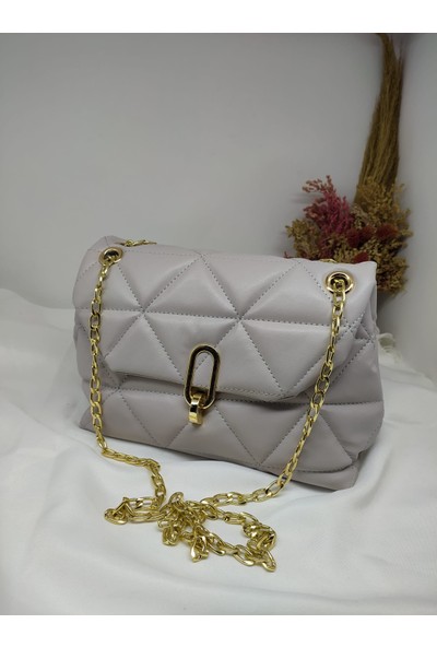 SC Ciyt Of Woman Malibu Nakışlı Zincir Askılı Gri Omuz Çantası SC Ciyt Of Woman Malibu Nakışlı Zincir Askılı Gri Omuz Çantası