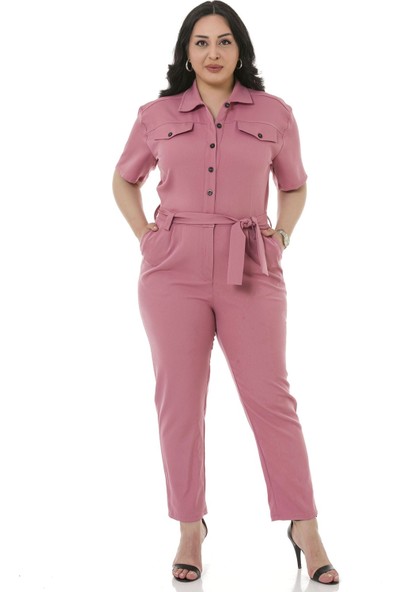 Disentis Modest Büyük Beden Yarım Kollu Fermuarlı ve Arkası Lastikli Cepli Kuşaklı Pembe Kadın Tulum Disentis Modest Büyük Beden Yarım Kollu Fermuarlı ve Arkası Lastikli Cepli Kuşaklı Pembe Kadın Tulum