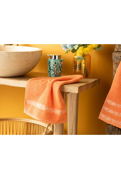 English Home Freesia Pamuklu El Havlusu 30 x 40 cm Turuncu English Home Freesia Pamuklu El Havlusu 30 x 40 cm Turuncu