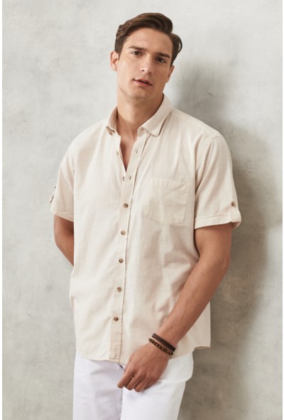 Comfort Fit Düğmeli Yaka %100 Pamuk Flamlı Casual Gömlek Comfort Fit Düğmeli Yaka %100 Pamuk Flamlı Casual Gömlek