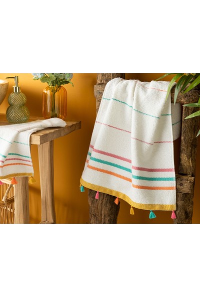 Colorful Striped Pamuklu Püsküllü Yüz Havlusu 50X70 cm Beyaz Colorful Striped Pamuklu Püsküllü Yüz Havlusu 50X70 cm Beyaz
