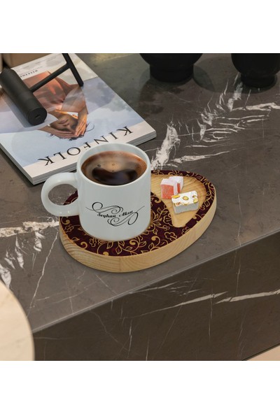 BK Kişiye Özel Retro Motif Tasarımlı Doğal Ahşap Tabaklı Türk Kahvesi Fincanı Sunum Seti Model 13 BK Kişiye Özel Retro Motif Tasarımlı Doğal Ahşap Tabaklı Türk Kahvesi Fincanı Sunum Seti Model 13