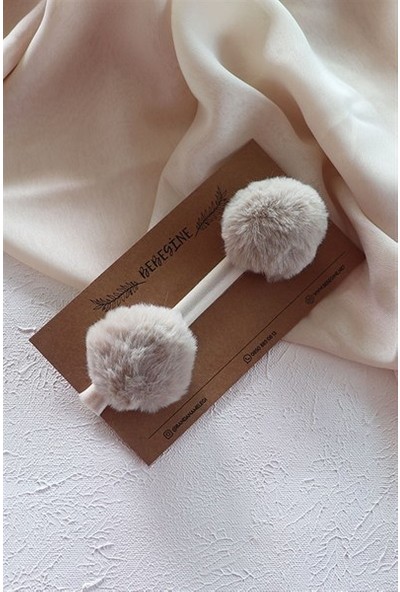 Bebeğine Bej Renkli Iz Yapmaz Bebek Ponpon Bant Bebeğine Bej Renkli Iz Yapmaz Bebek Ponpon Bant