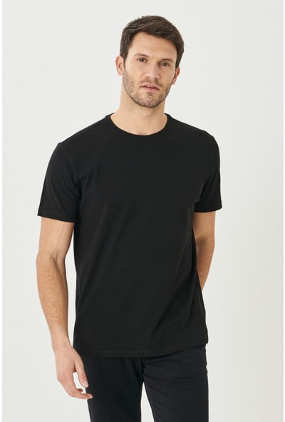 Altınyıldız Classics Erkek Siyah 360 Derece Her Yöne Esneyen Slim Fit Bisiklet Yaka Tişört Altınyıldız Classics Erkek Siyah 360 Derece Her Yöne Esneyen Slim Fit Bisiklet Yaka Tişört