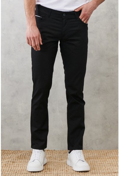 AC&Co / Altınyıldız Classics Erkek Siyah Slim Fit Dar Kesim 5 Cep Chino Pantolon AC&Co / Altınyıldız Classics Erkek Siyah Slim Fit Dar Kesim 5 Cep Chino Pantolon