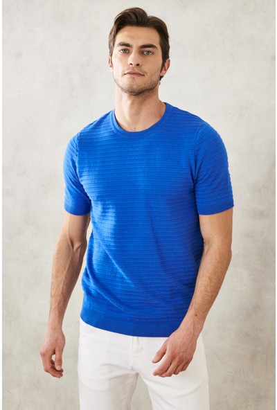 Altınyıldız Classics Erkek Saks Mavi 360 Derece Her Yöne Esneyen Slim Fit %100 Pamuk Triko Tişört Altınyıldız Classics Erkek Saks Mavi 360 Derece Her Yöne Esneyen Slim Fit %100 Pamuk Triko Tişört