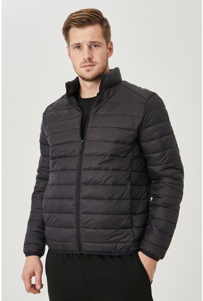 Altınyıldız Classics Erkek Siyah Standart Fit Soğuk Geçirmez Casual Mont Altınyıldız Classics Erkek Siyah Standart Fit Soğuk Geçirmez Casual Mont
