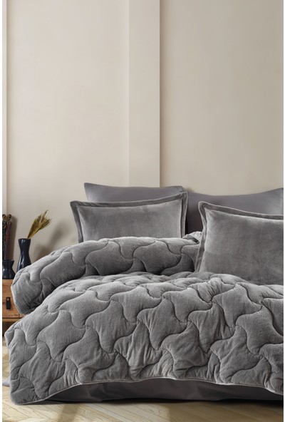 Nordqueen Wellsoft Yorgan Çift Kişilik Karva V1 Nordqueen Wellsoft Yorgan Çift Kişilik Karva V1