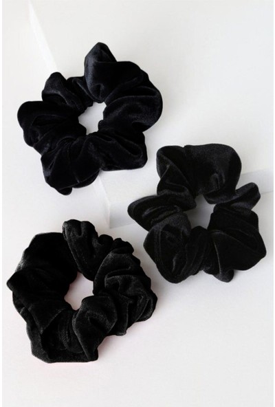Voilove Kadın 3'lü Siyah Kadife Saç Lastik Toka Seti Voilove Kadın 3'lü Siyah Kadife Saç Lastik Toka Seti