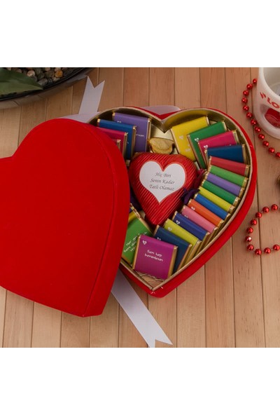 Hediye Sepeti Kalp Kutulu Seni Sevmemin 32 Sebebi Çikolata
