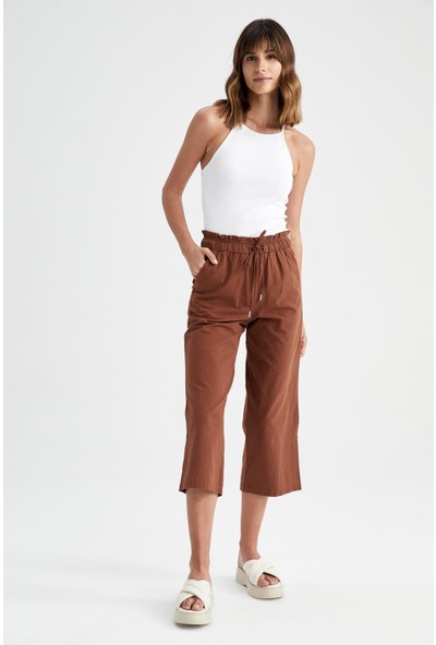 DeFacto Geniş Paça Cepli Keten Görünümlü Kapri Pantolon U8778AZ22HS DeFacto Geniş Paça Cepli Keten Görünümlü Kapri Pantolon U8778AZ22HS