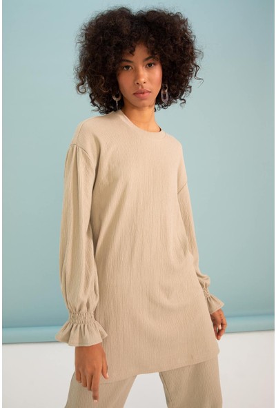 DeFacto Relax Fit Bisiklet Yaka Bilek Detaylı Uzun Kollu Tunik X4533AZ22SM DeFacto Relax Fit Bisiklet Yaka Bilek Detaylı Uzun Kollu Tunik X4533AZ22SM