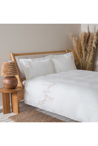Alise Çift Kişilik Nevresim Seti 200X220 cm Ekru