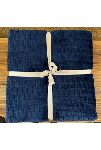 Irina Home Doğal Yün Scotch Battaniye Irina Home Doğal Yün Scotch Battaniye