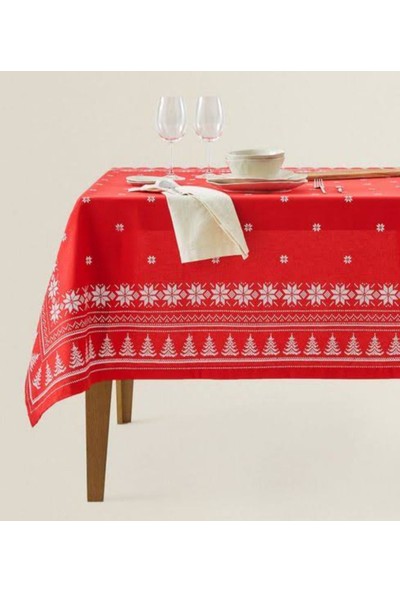 Byn Ticaret Kırmızı Yılbaşı Desenli Masa Örtüsü 160X300