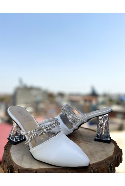 Bulut Ayakkabı Beyaz Kadın Deri Şeffaf Topuklu Taşlı Abiye Gelin Çeyiz Terlik - Beyaz - 36 Bulut Ayakkabı Beyaz Kadın Deri Şeffaf Topuklu Taşlı Abiye Gelin Çeyiz Terlik - Beyaz - 36
