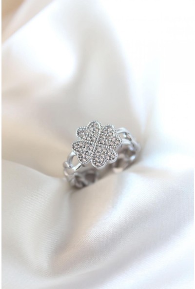 Clariss Zirkon Taşlı Gümüş Kaplama Yonca Kadın Yüzük