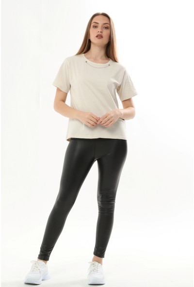 Yıldız Kolye Detaylı Oversize Kadın T-Shirt