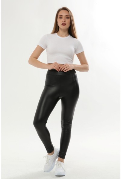 Modaleria Beyaz Triko Crop