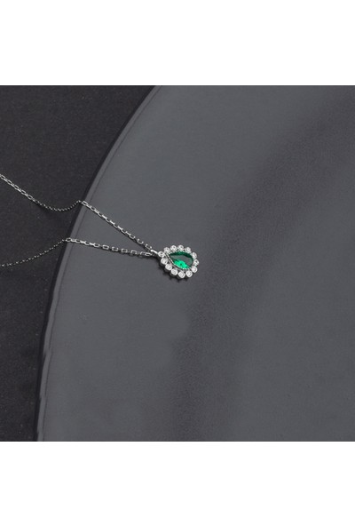 925 Ayar Gümüş Damla Zümrüt Model Kolye