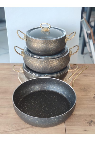 Warranty Kitchen Togo 7 Parça Gold Saplı Siyah Renk Granit Güveç Tencere Seti Warranty Kitchen Togo 7 Parça Gold Saplı Siyah Renk Granit Güveç Tencere Seti