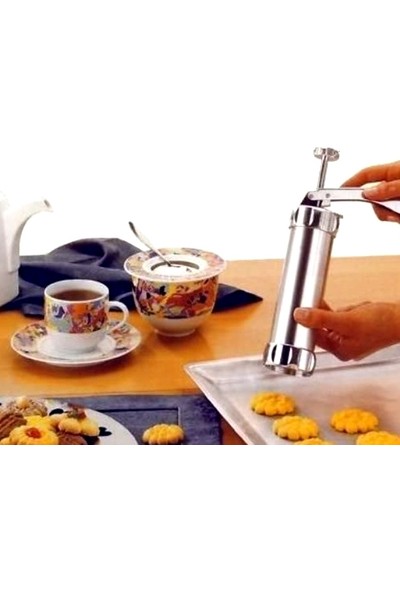 Pi İthalat Pratik Bisküvi Yapma Makinesi + 10 Ayrı Şablon Pi İthalat Pratik Bisküvi Yapma Makinesi + 10 Ayrı Şablon