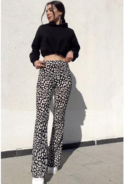 Kasheha Ekru-Siyah Krep Kumaş Zebra Desenli Yüksek Bel Likralı Ispanyol Paça Pantolon - KAD3325558 Kasheha Ekru-Siyah Krep Kumaş Zebra Desenli Yüksek Bel Likralı Ispanyol Paça Pantolon - KAD3325558