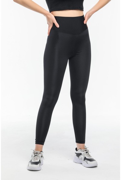 Bilgin Center Kadın Siyah Uzun Kemerli Toparlayıcı Parlak Disko Tayt Bilgin Center Kadın Siyah Uzun Kemerli Toparlayıcı Parlak Disko Tayt