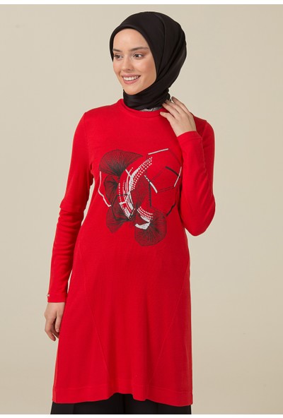 Kırmızı Baskılı Rahat Kesim Tunik 2214010