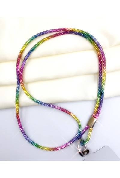 Mossmour Işıltılı Yanar Döner Swarovski Taşlı 5mm Telefon ve Kartlık Boyun Askısı Mossmour Işıltılı Yanar Döner Swarovski Taşlı 5mm Telefon ve Kartlık Boyun Askısı