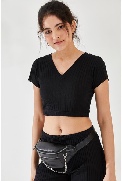 Oshebu Kadın V Yaka Crop Kaşkorse Bluz