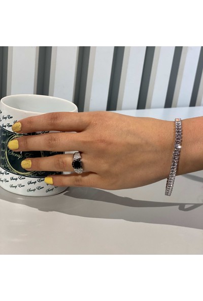 Serap Eser Exclusive Çelik Gümüş Yüzük Serap Eser Exclusive Çelik Gümüş Yüzük