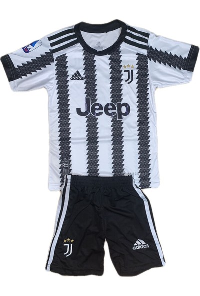 Modarios Juventus Vlahovic 2023 Çocuk Şortlu Takım Çubuklu +Tozluk Hediyeli Modarios Juventus Vlahovic 2023 Çocuk Şortlu Takım Çubuklu +Tozluk Hediyeli