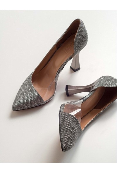 Feles Kadeh Topuk Yanı Şeffaf Stiletto Kadın Topuklu Ayakkabı Feles Kadeh Topuk Yanı Şeffaf Stiletto Kadın Topuklu Ayakkabı