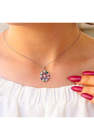 Takı Boom Renkli Zirkon Taşlı Oval Gümüş Kolye Takı Boom Renkli Zirkon Taşlı Oval Gümüş Kolye