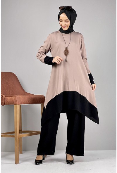 Moda Twins Kolye Detaylı Ikili Takım Vizon Moda Twins Kolye Detaylı Ikili Takım Vizon