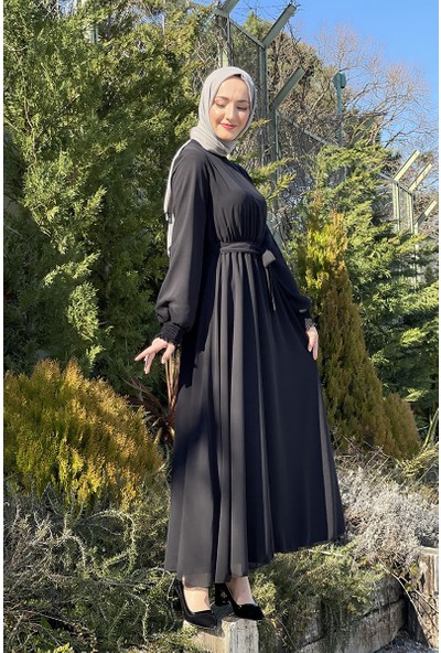 Moda Twins Kemerli Şifon Elbise Siyah Moda Twins Kemerli Şifon Elbise Siyah