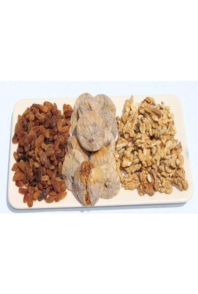Giraylar Kuru İncir 1 kg + Kuru Üzüm (Çekirdeksiz) 500 gr + Yerli İç Ceviz 500 gr Giraylar Kuru İncir 1 kg + Kuru Üzüm (Çekirdeksiz) 500 gr + Yerli İç Ceviz 500 gr