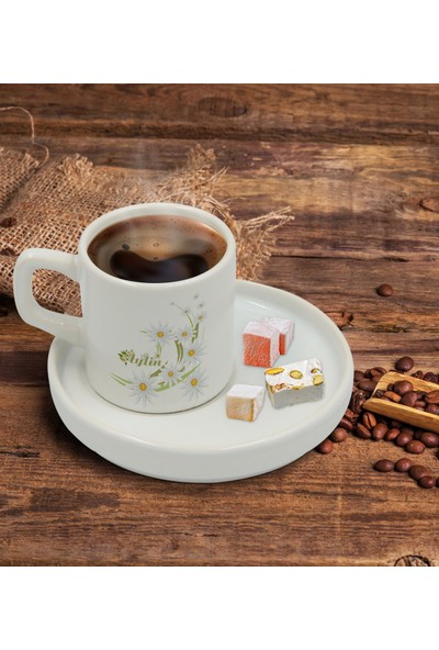 Kişiye Özel Papatya Tasarımlı Sunum Tabaklı Türk Kahvesi Fincanı Model 1 Kişiye Özel Papatya Tasarımlı Sunum Tabaklı Türk Kahvesi Fincanı Model 1