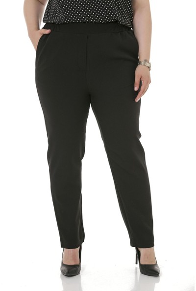 Disentis Modest Büyük Beden Beli Yan ve Arkadan Lastikli Dar Paça Cepli Siyah Pantolon Disentis Modest Büyük Beden Beli Yan ve Arkadan Lastikli Dar Paça Cepli Siyah Pantolon