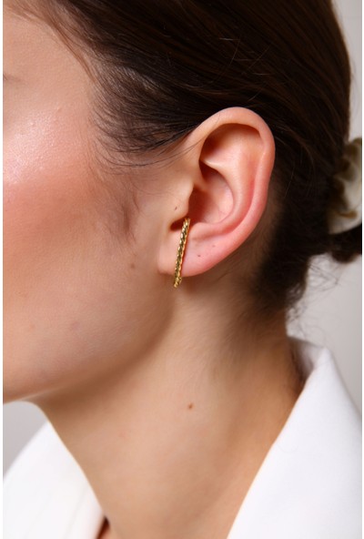 Aurrari Gold Renk Burgu Earcuff Aurrari Gold Renk Burgu Earcuff